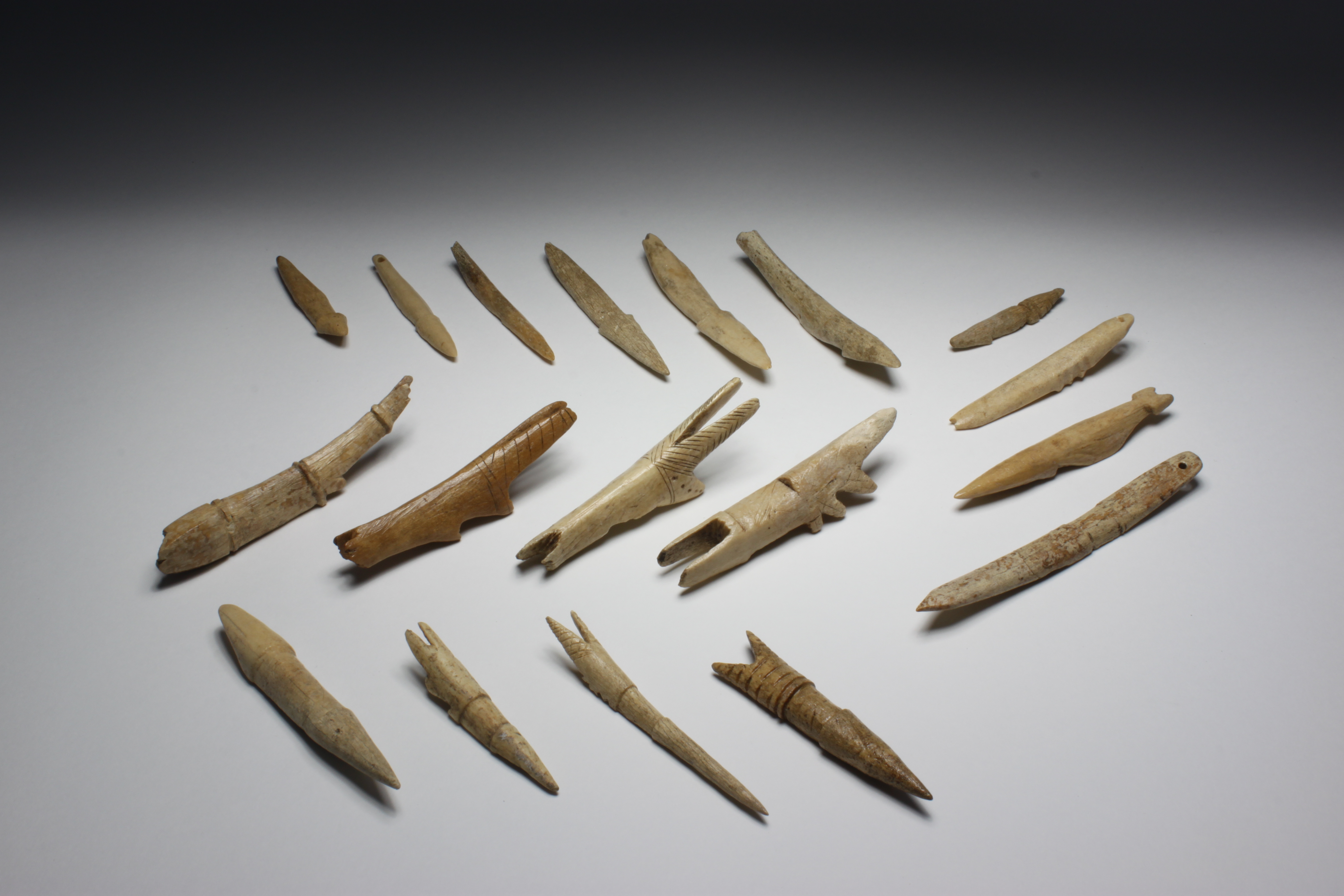 Irie-Takasago Shell Midden: Harpoon heads | AKARENGA